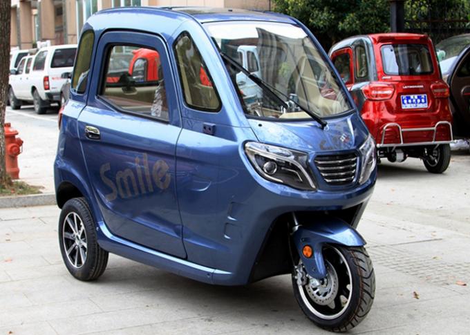 Grey 3 Wheels Enclosed Trike Motorcycle , 60V1000W ABS Enclosed Scooter ...