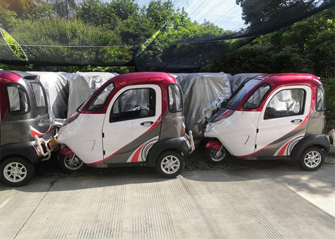 3 Seat Adult 1500W Enclosed Electric Tricycle